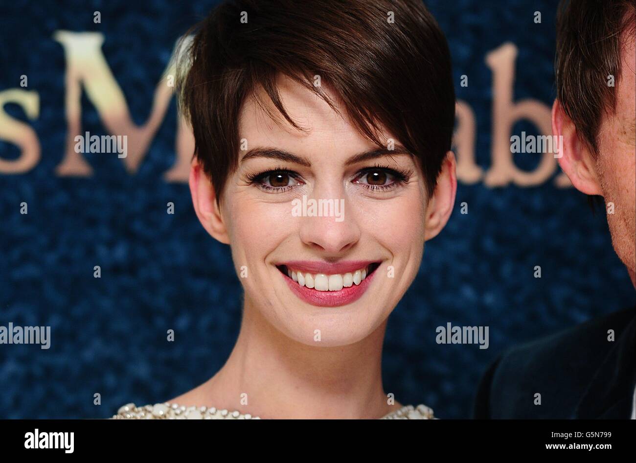 Anne hathaway les miserables hi-res stock photography and images - Alamy