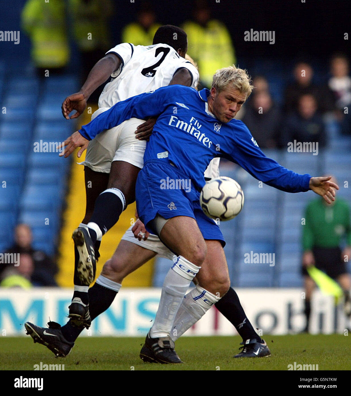 Bolton wanderers bruno ngotty l hi-res stock photography and images - Alamy