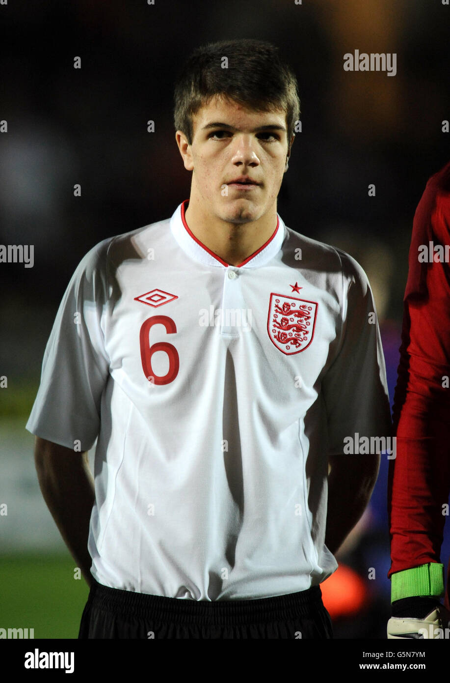 Soccer - Victory Shield - England U16 v Scotland U16 - Pirelli Stadium ...