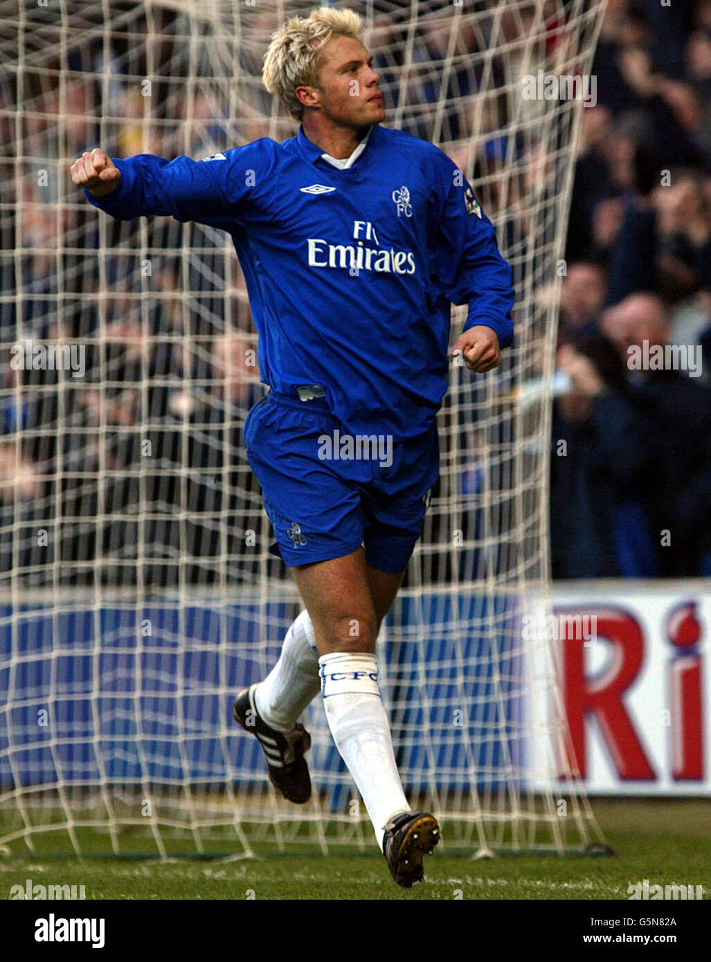 FOOTBALL - CHELSEA - EIDUR GUDJOHNSON Stock Photo - Alamy