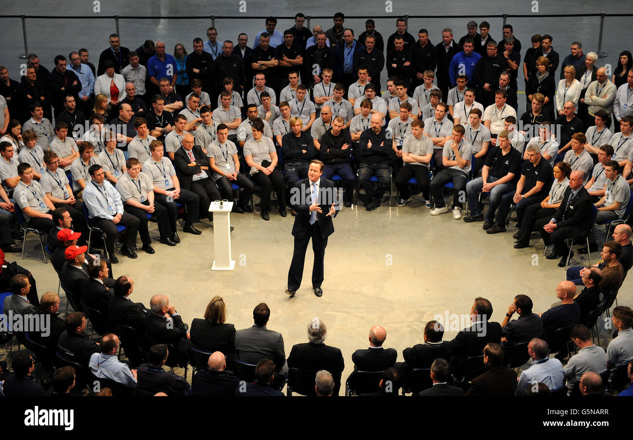 Prime Minister David Cameron talks with apprentices and engineers ...