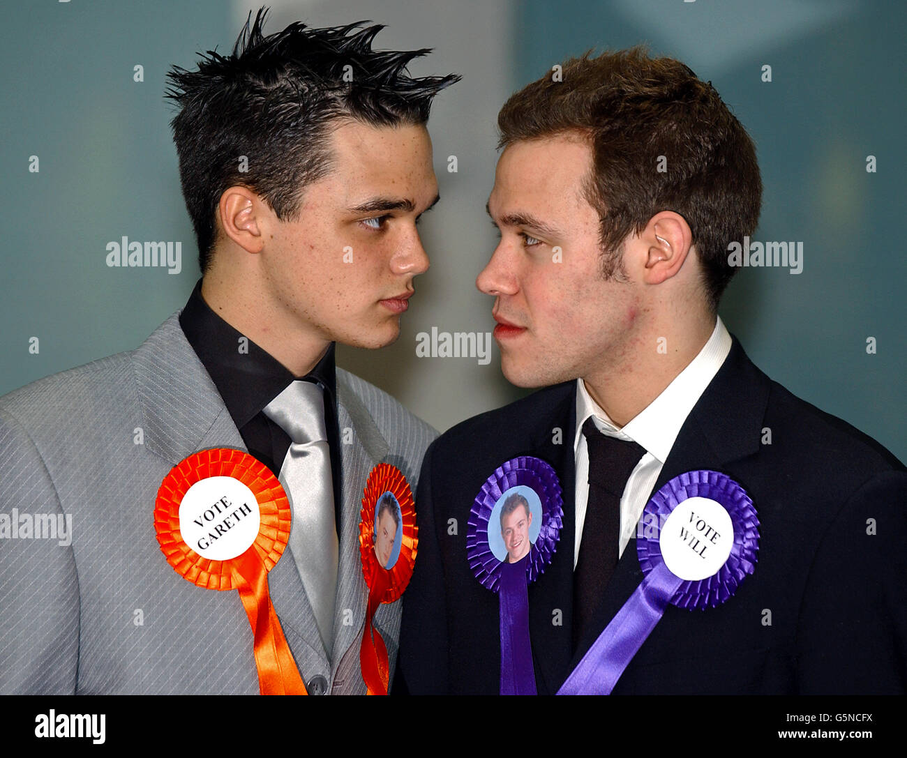 Music - Pop Idol finalists - 2002 Stock Photo - Alamy