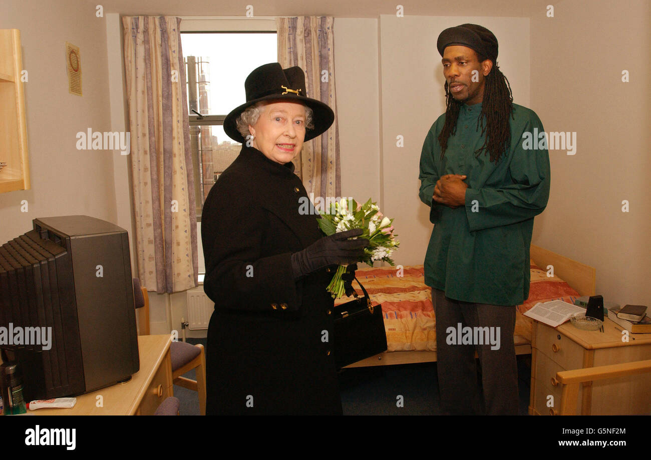 The Queen arrives at Booth House Stock Photo - Alamy