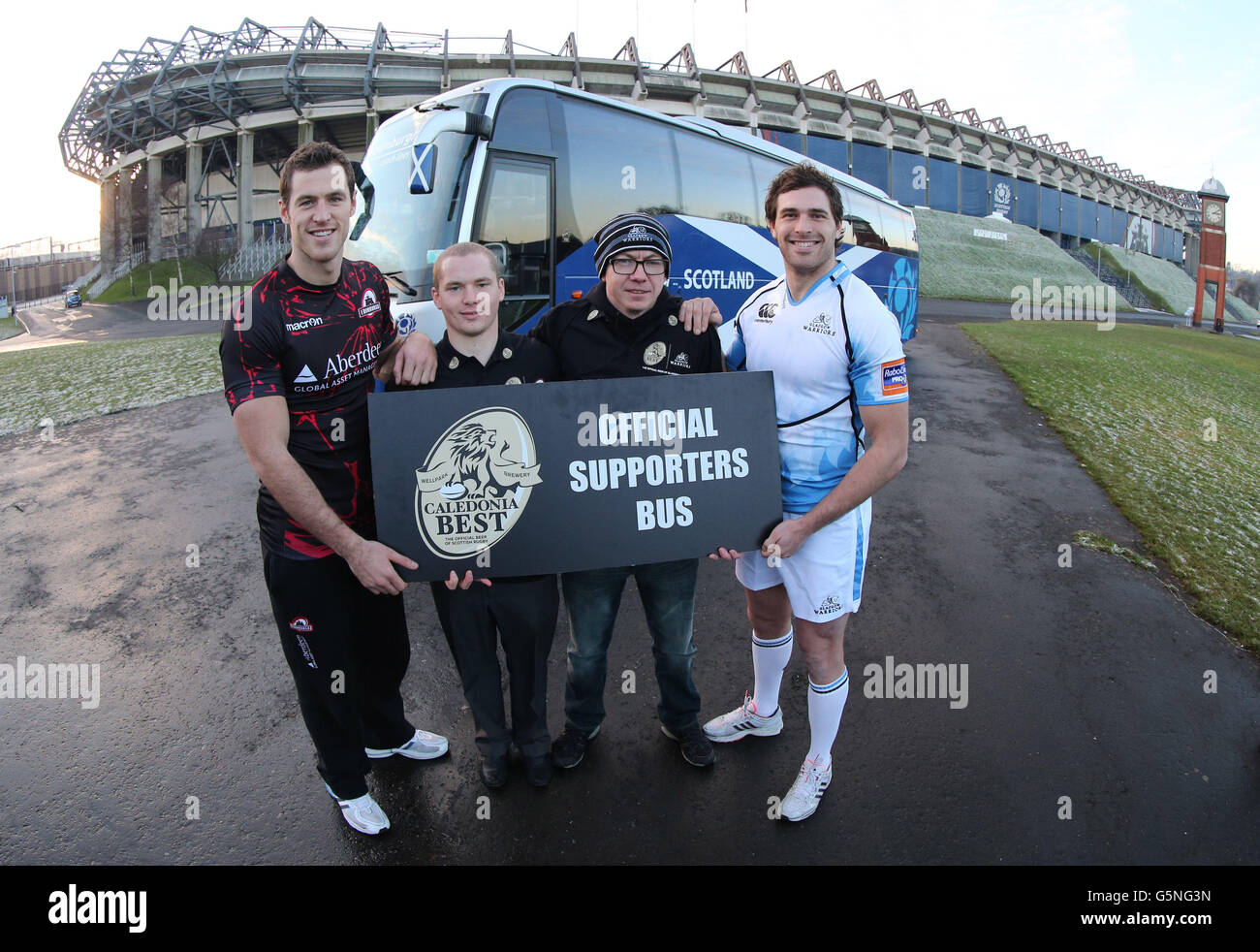Edinburgh's Tim Visser (left) and Glasgow Warriors' Sean Lamont (right ...