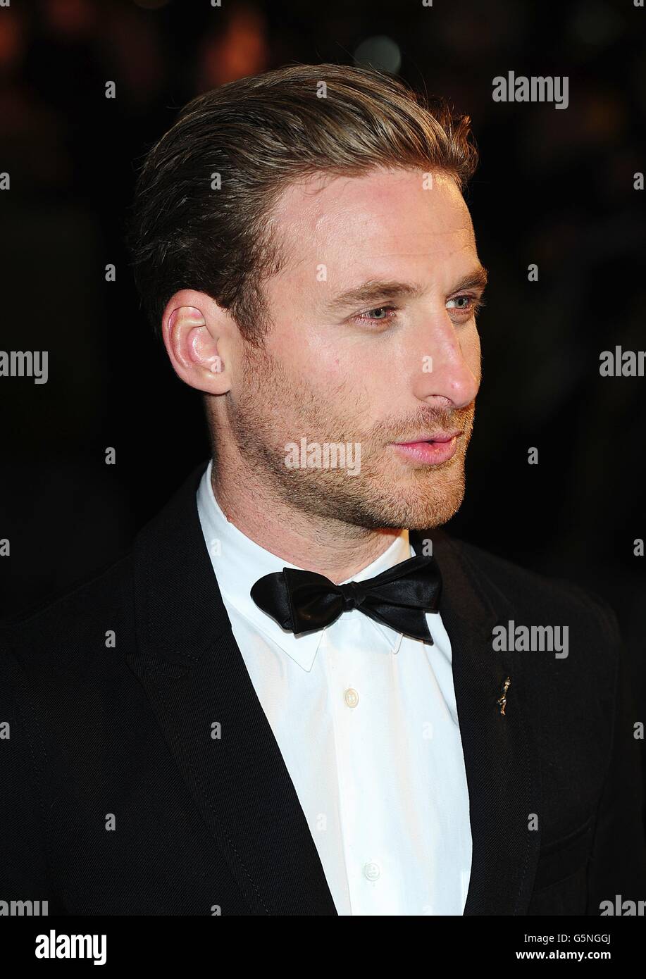 Dean O'Gorman arriving for the UK Premiere of The Hobbit: An Unexpected ...
