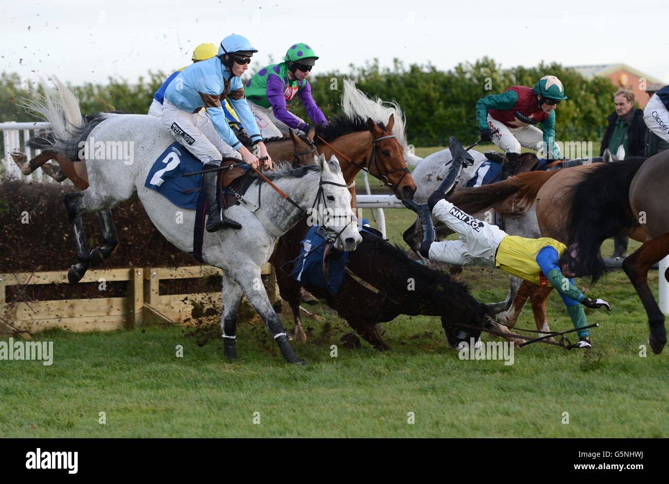 Doncaster racecourse fall hi-res stock photography and images - Alamy