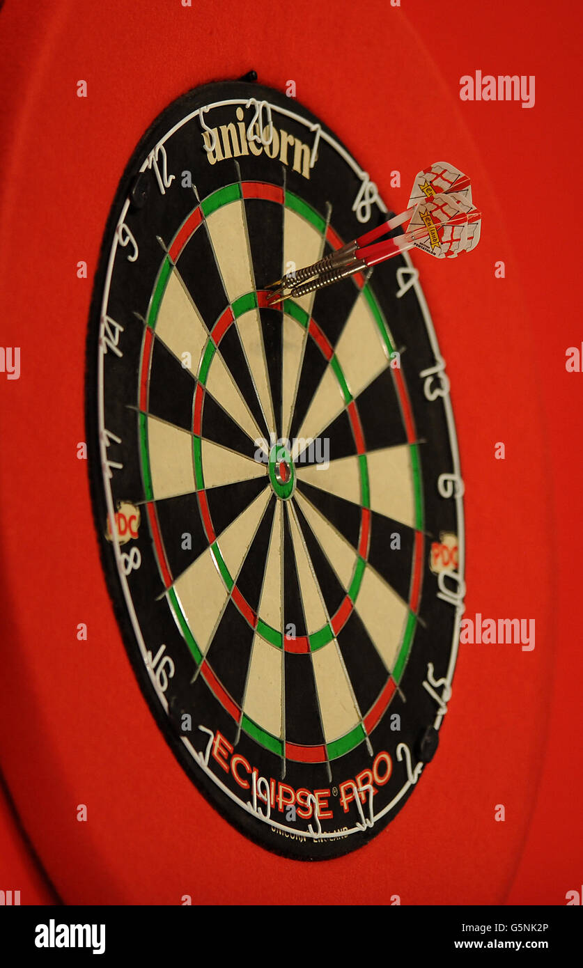 Darts darts london ampics hi-res stock photography and images - Alamy