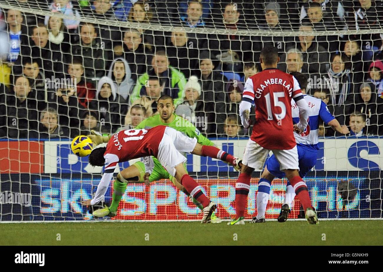 Soccer - Barclays Premier League - Reading v Arsenal - Madejski Stadium ...