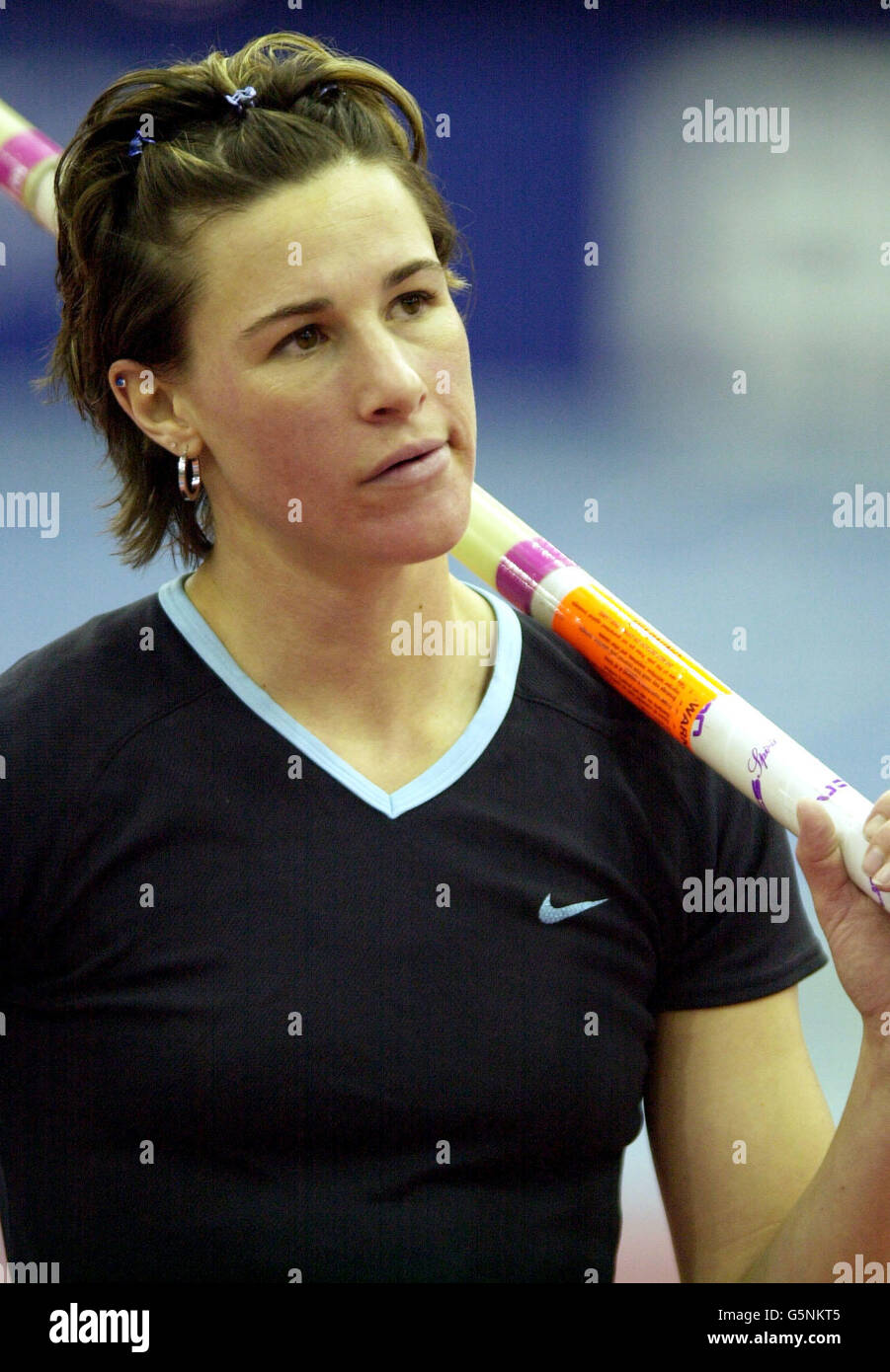 Dragila hi-res stock photography and images - Alamy