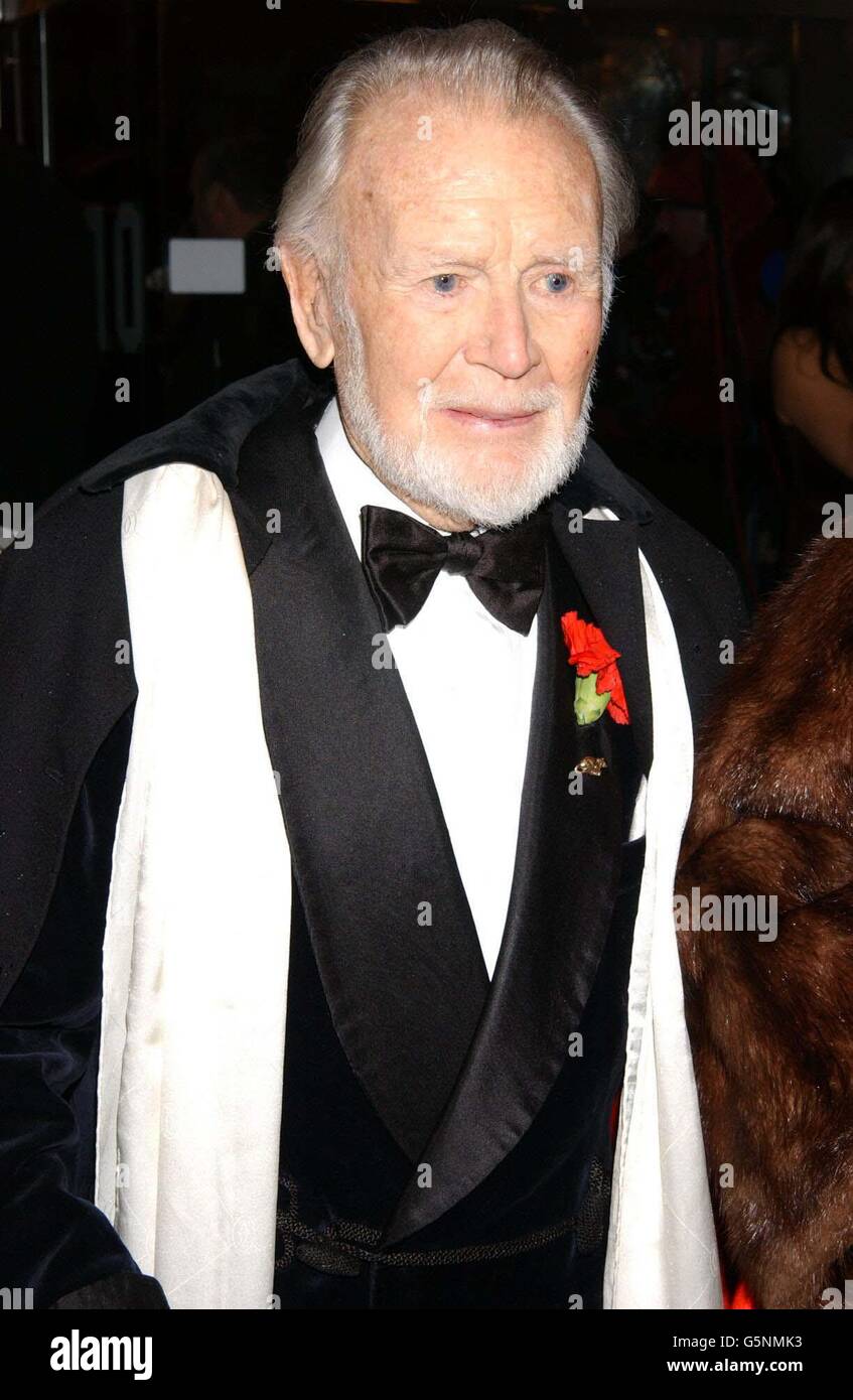 ORANGE BAFTAs Sir John Mills Stock Photo - Alamy