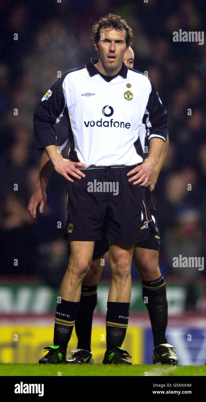 Manchester uniteds laurent blanc hi-res stock photography and images ...
