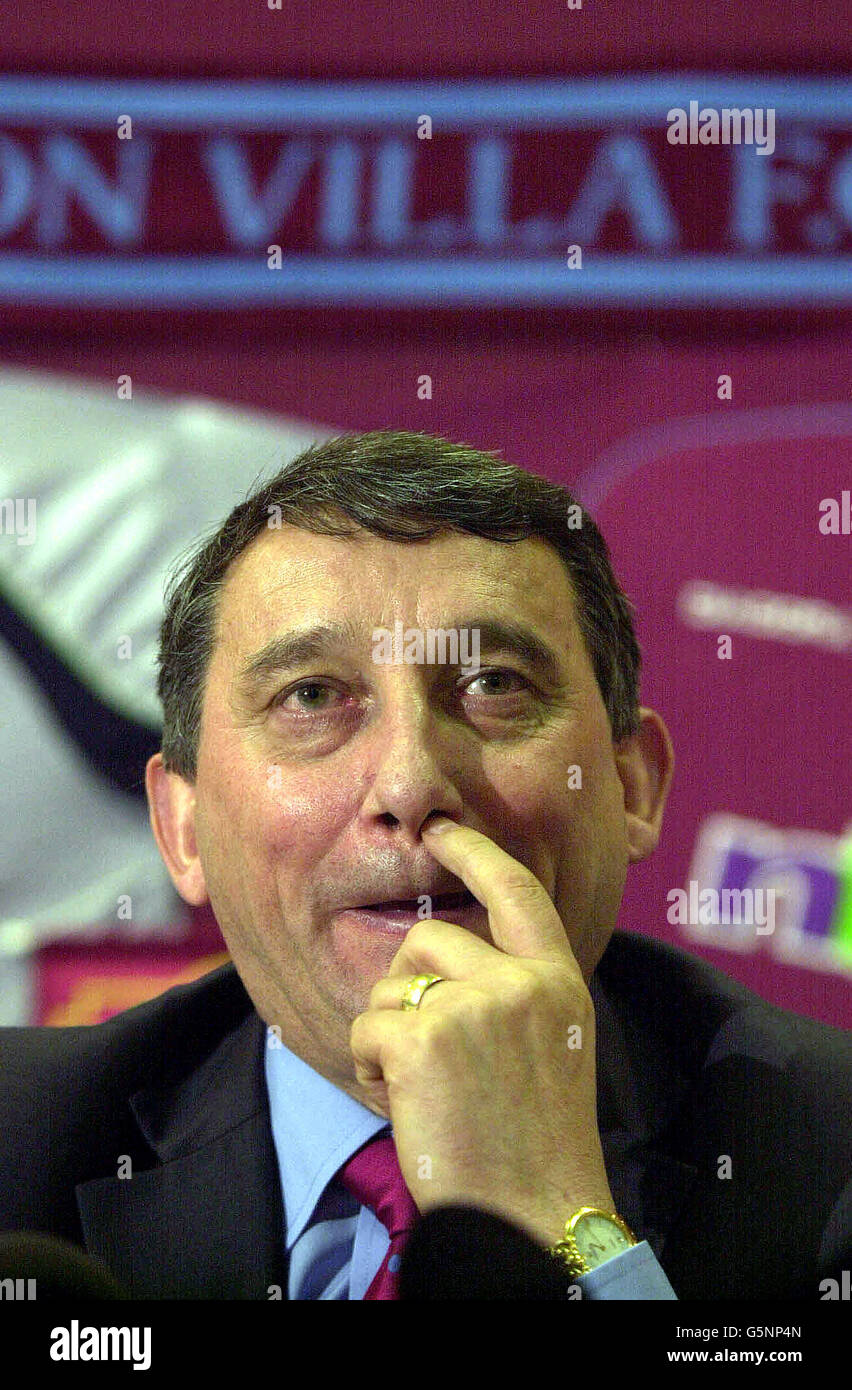 FOOTBALL ASTON VILLA'S NEW MANAGER GRAHAM TAYLOR Stock Photo - Alamy