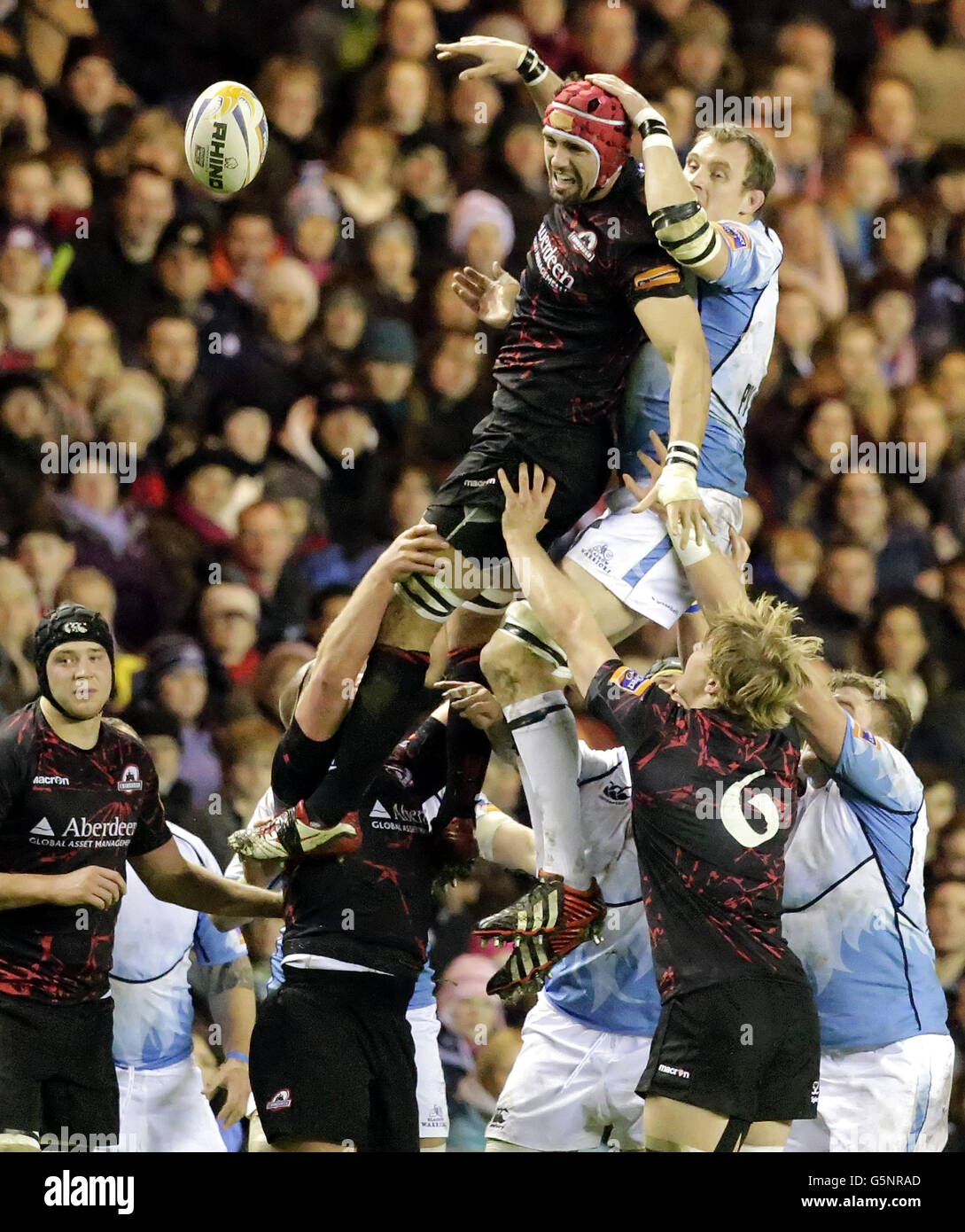 Edinburgh's Sean Cox and Glasgow Warriors' Al Kellock fight for the ...