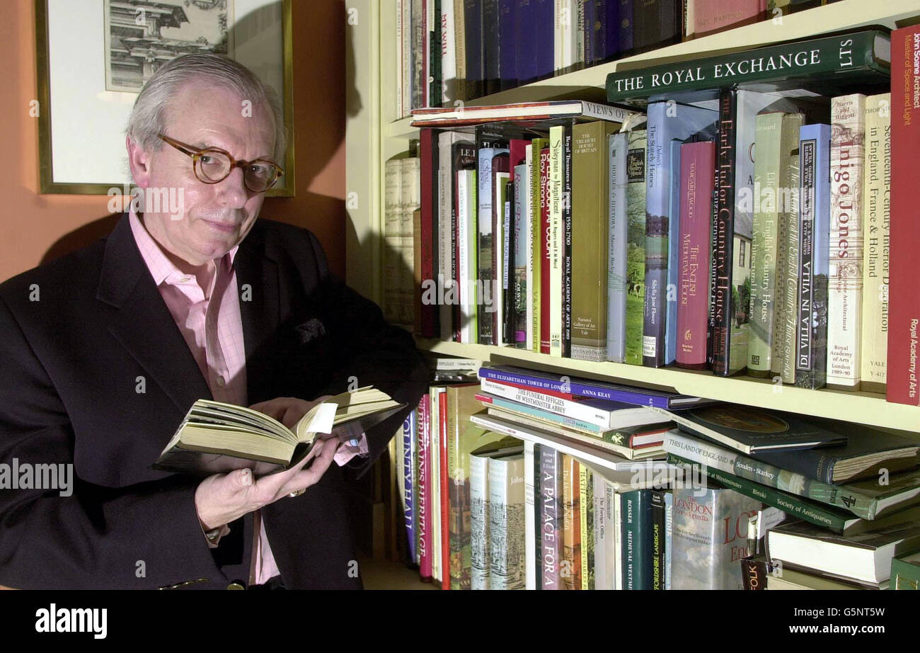 David starkey monarchy hi-res stock photography and images - Alamy