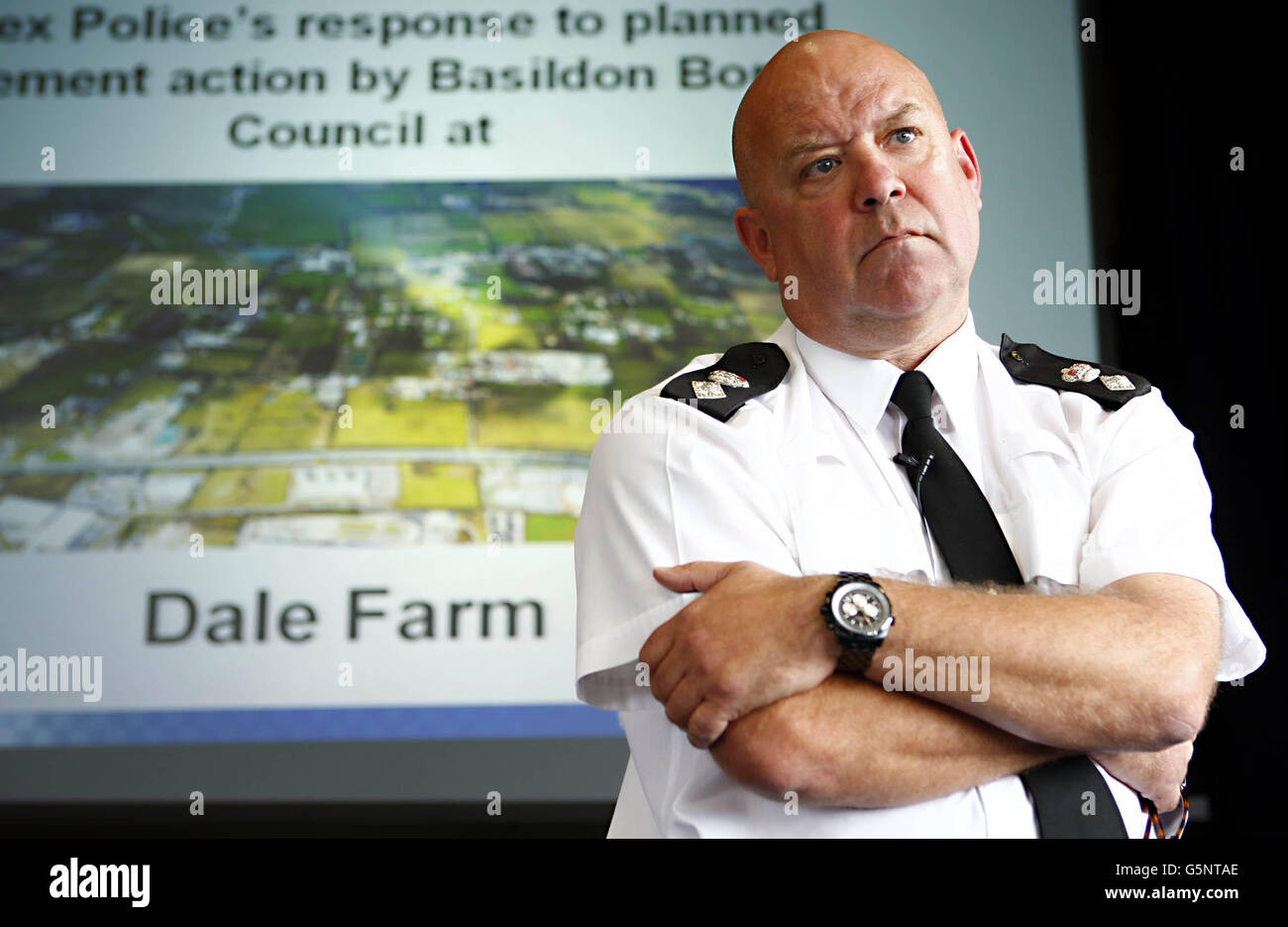 A police briefing on operation Cabinet in response to enforce action by ...