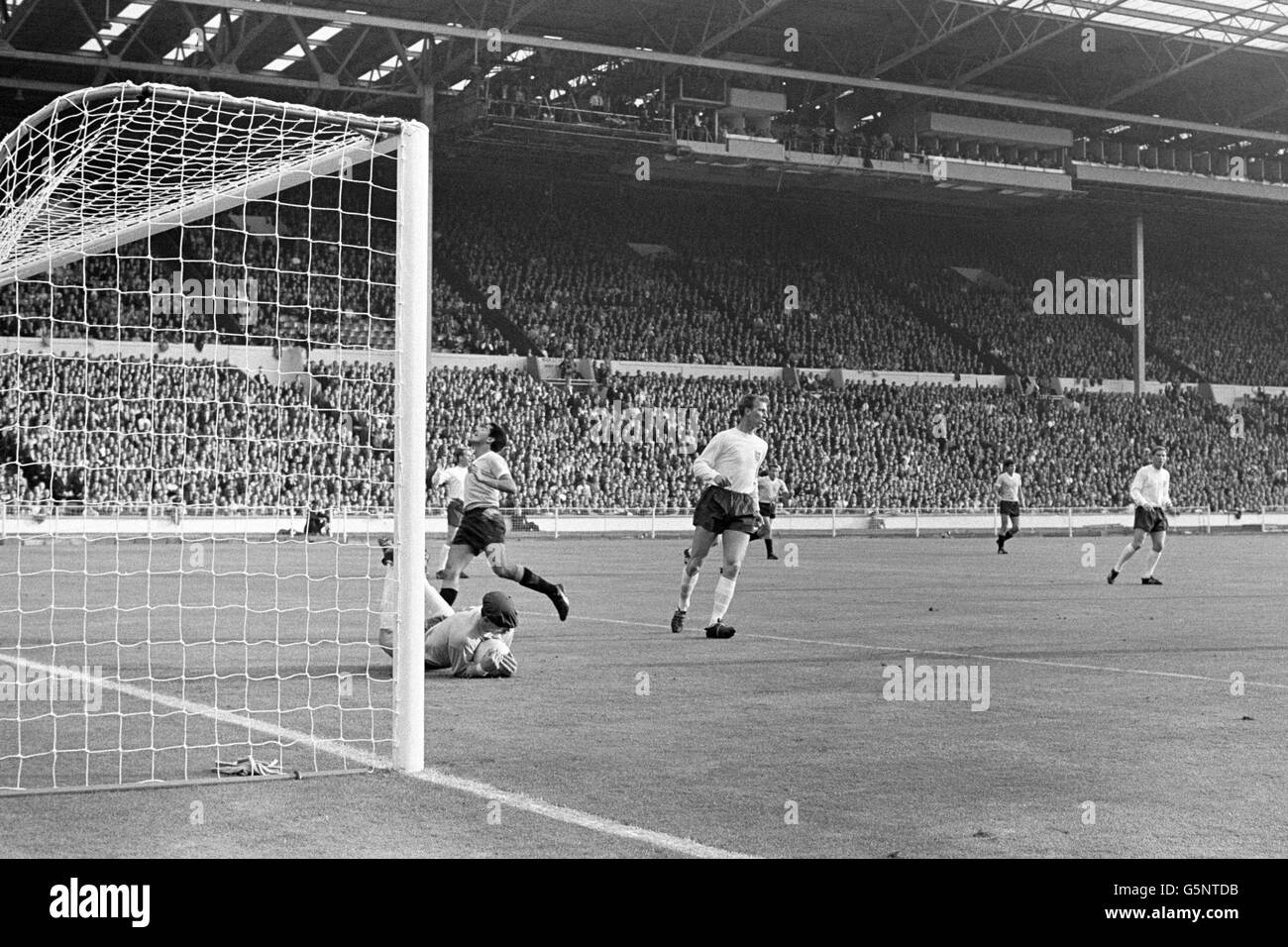 Soccer - FIFA World Cup England 1966 - Opening Match - Group One ...