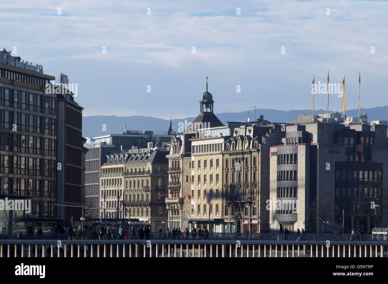 Dock area geneva city centre hi-res stock photography and images - Alamy