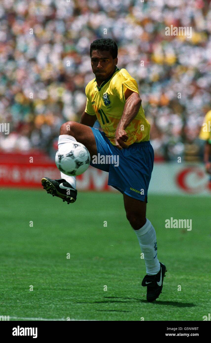 Soccer - FIFA World Cup USA 94 - Group B - Brazil v Cameroon - Stanford ...