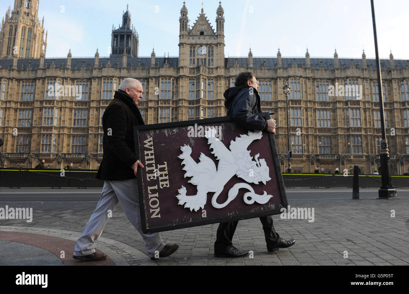 Members of the real ale group, Campaign for Real Ale (Camra), carry pub ...