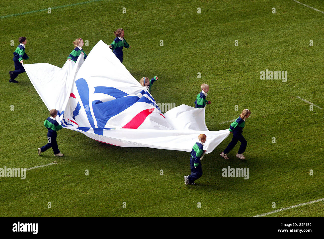 Children france flags hi-res stock photography and images - Alamy