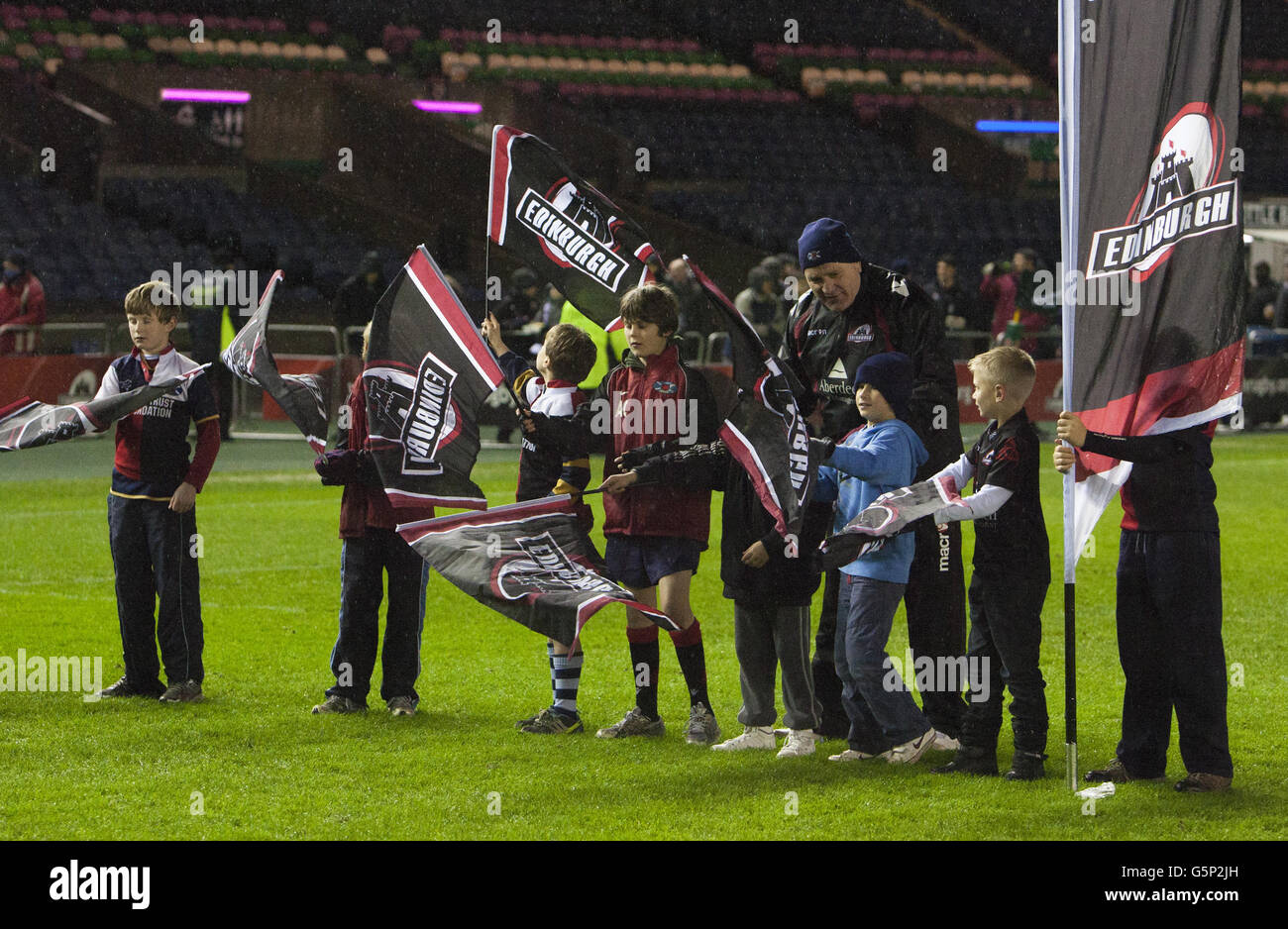 Young rugby players form guard of honour the game hi-res stock ...
