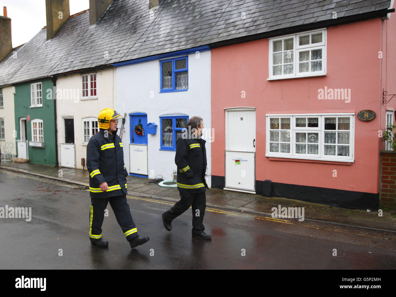 Sandbagged homes in Wallington, Hampshire where residents have been ...