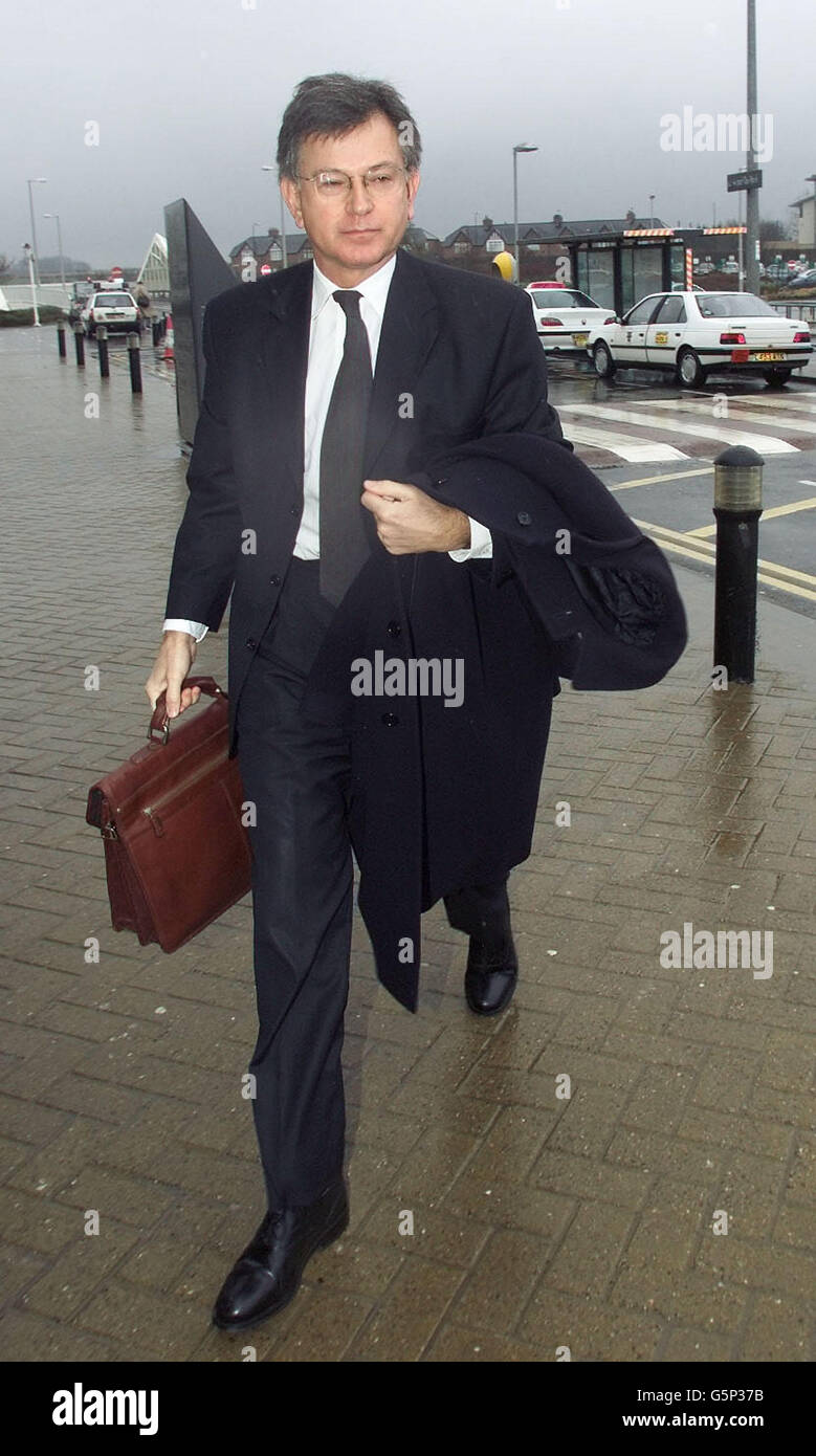 Transport Secretary Stephen Byers at Newcastle Aiport. Mr Byers is at ...