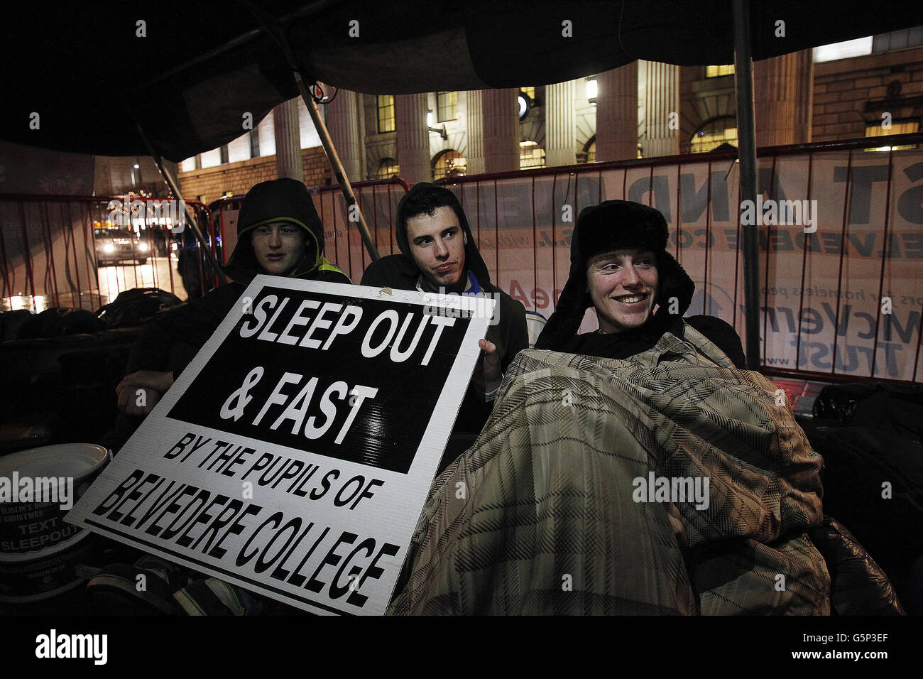 Charity sleepout hi-res stock photography and images - Alamy