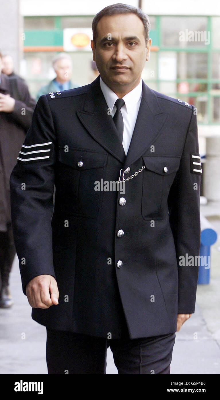 Virdi Returns To The Yard Stock Photo - Alamy