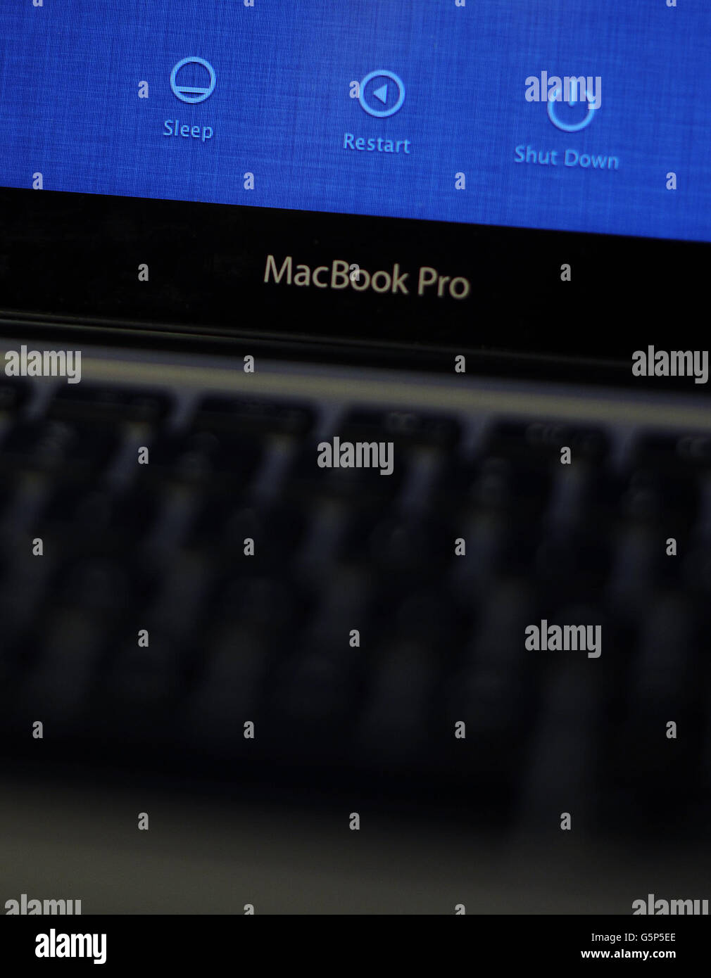 Apple mac pro computer hi-res stock photography and images - Alamy
