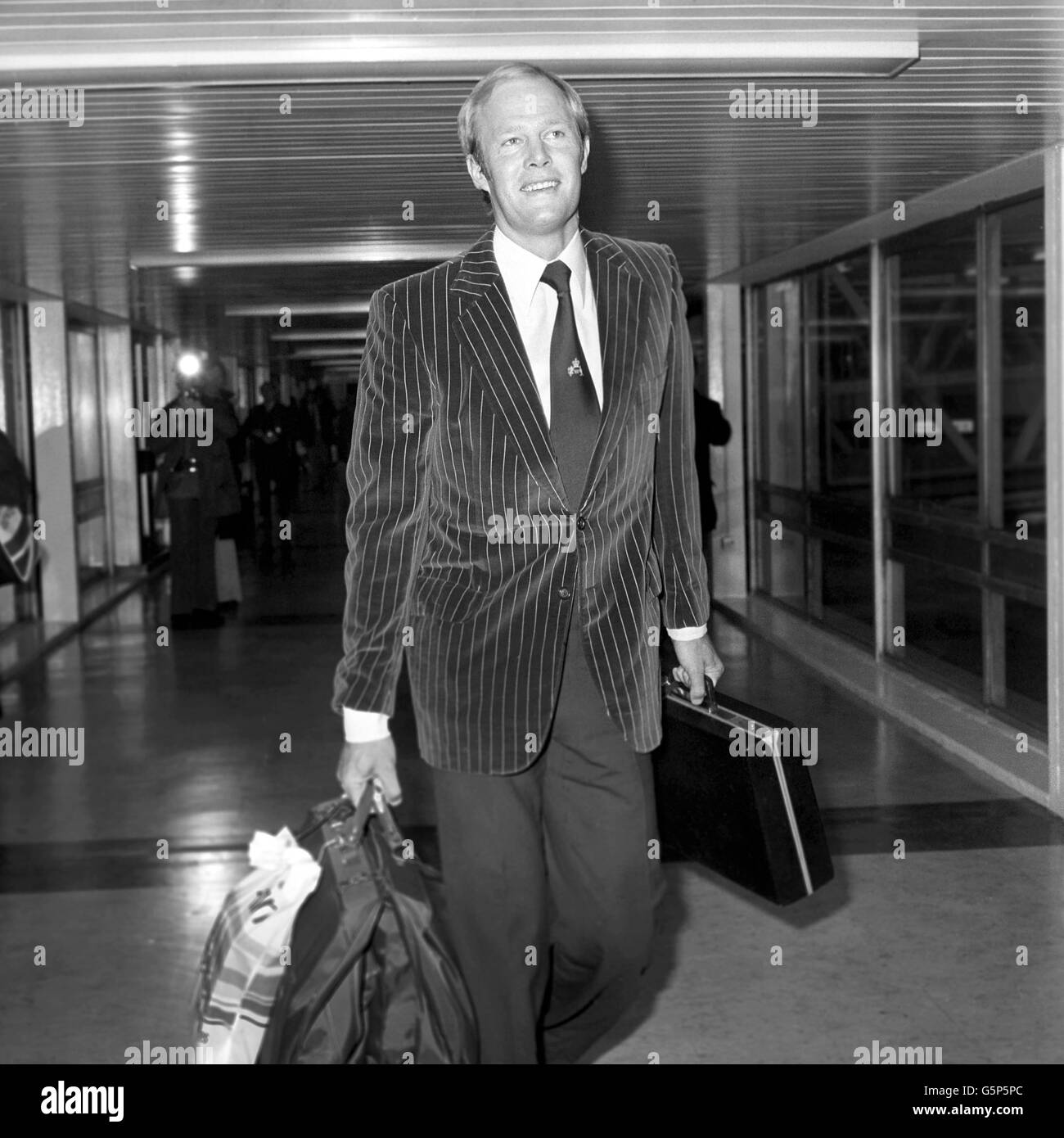 Airport complaint Black and White Stock Photos & Images - Alamy
