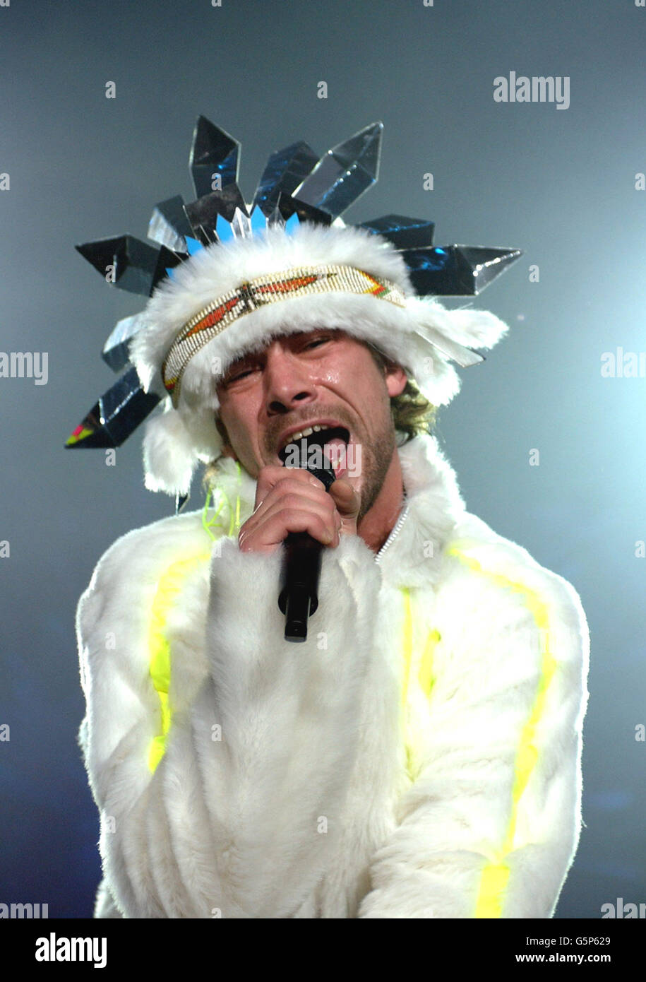 Jamiroquai at Wembley Arena. Jamiroquai frontman Jay Kay performing on ...