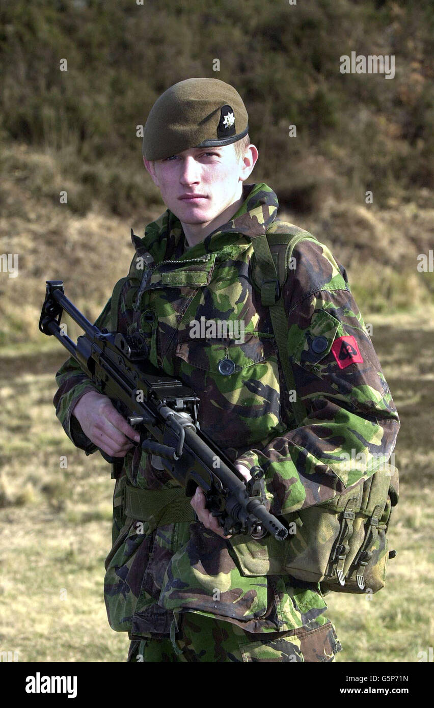 Machine gun battalion training hi-res stock photography and images - Alamy