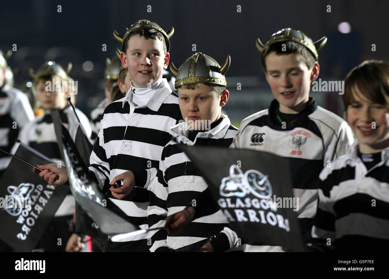 Children form a guard of honour for the teams before the game Stock ...