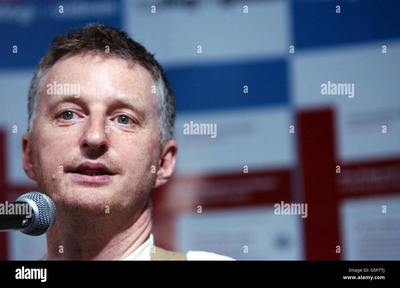 Singer billy bragg live performance hmv store londons oxford street hi ...