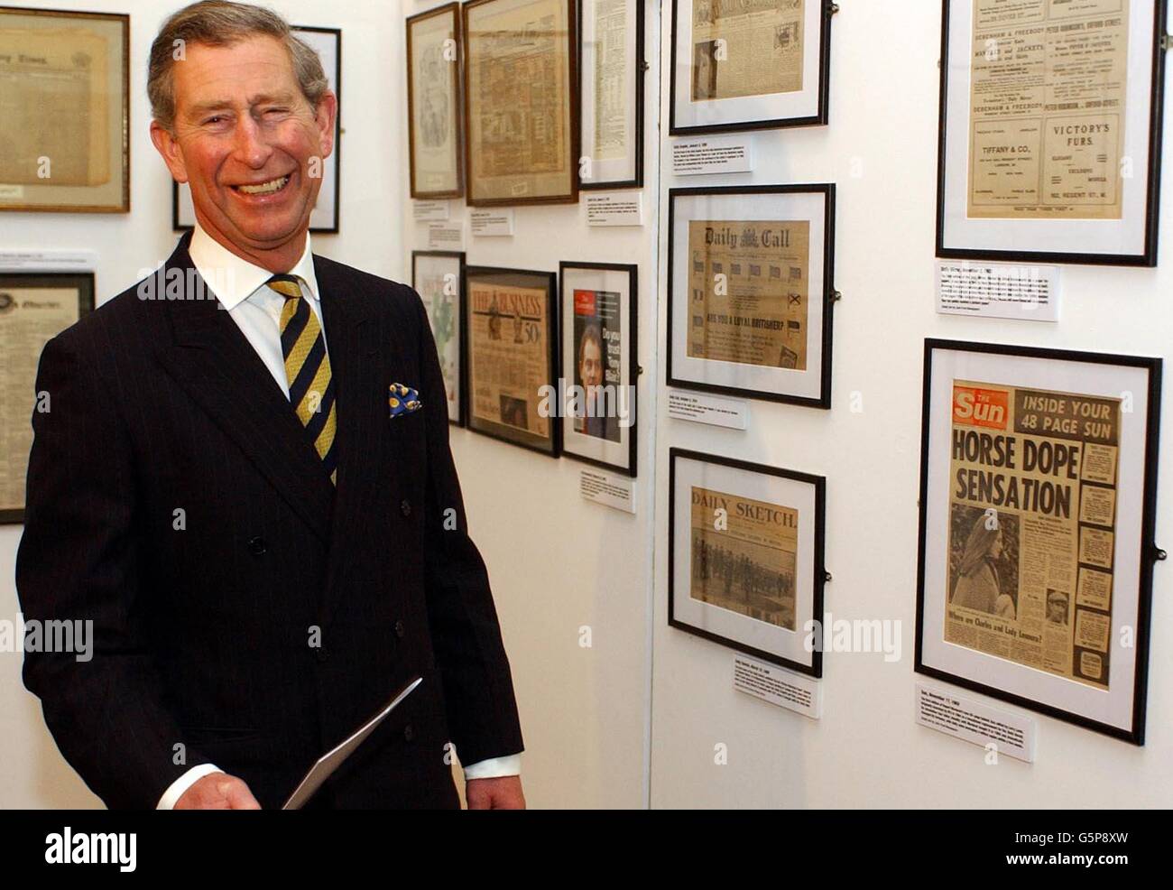 Facsimiles famous front pages hi-res stock photography and images - Alamy