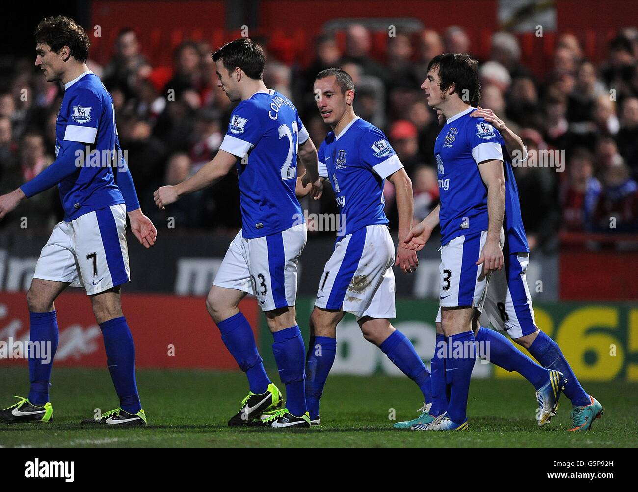 Everton's Leon Osman (third from left) celebrates scoring his side's ...
