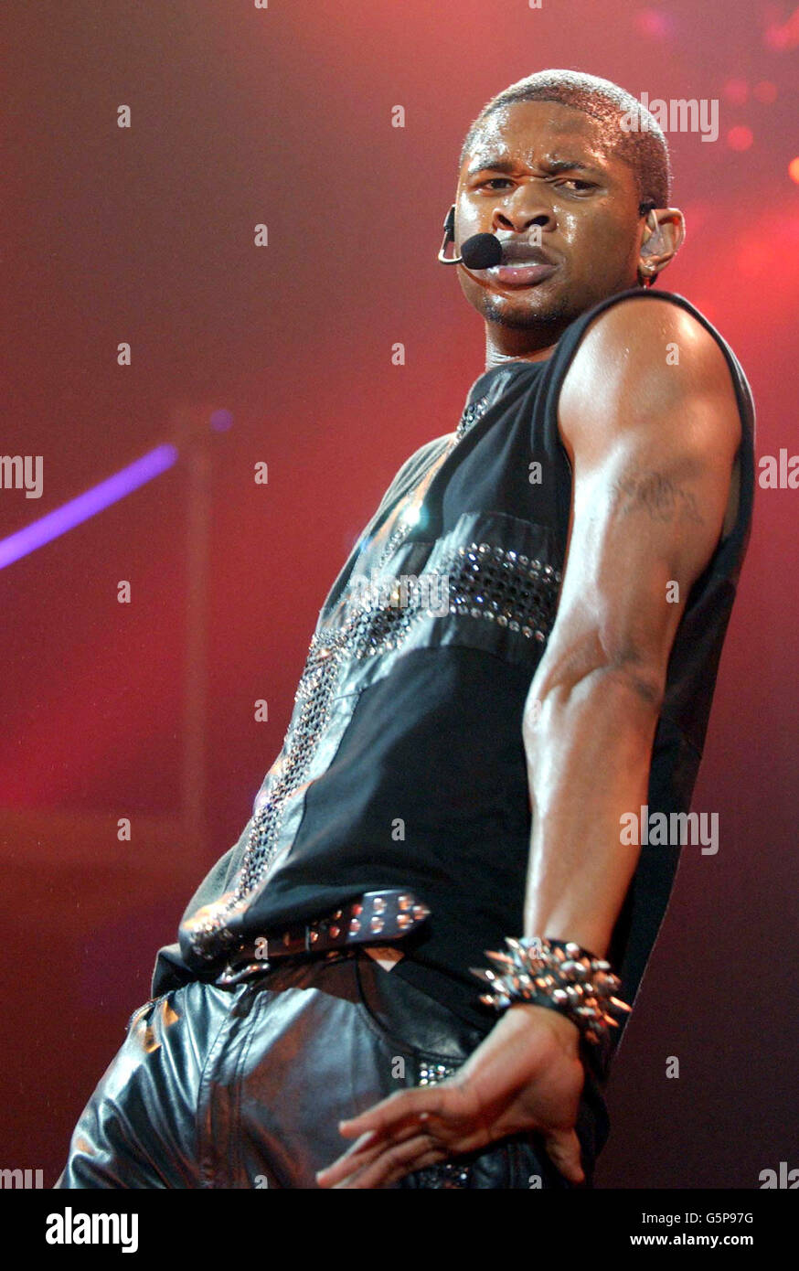 Usher at Wembley Arena Stock Photo - Alamy