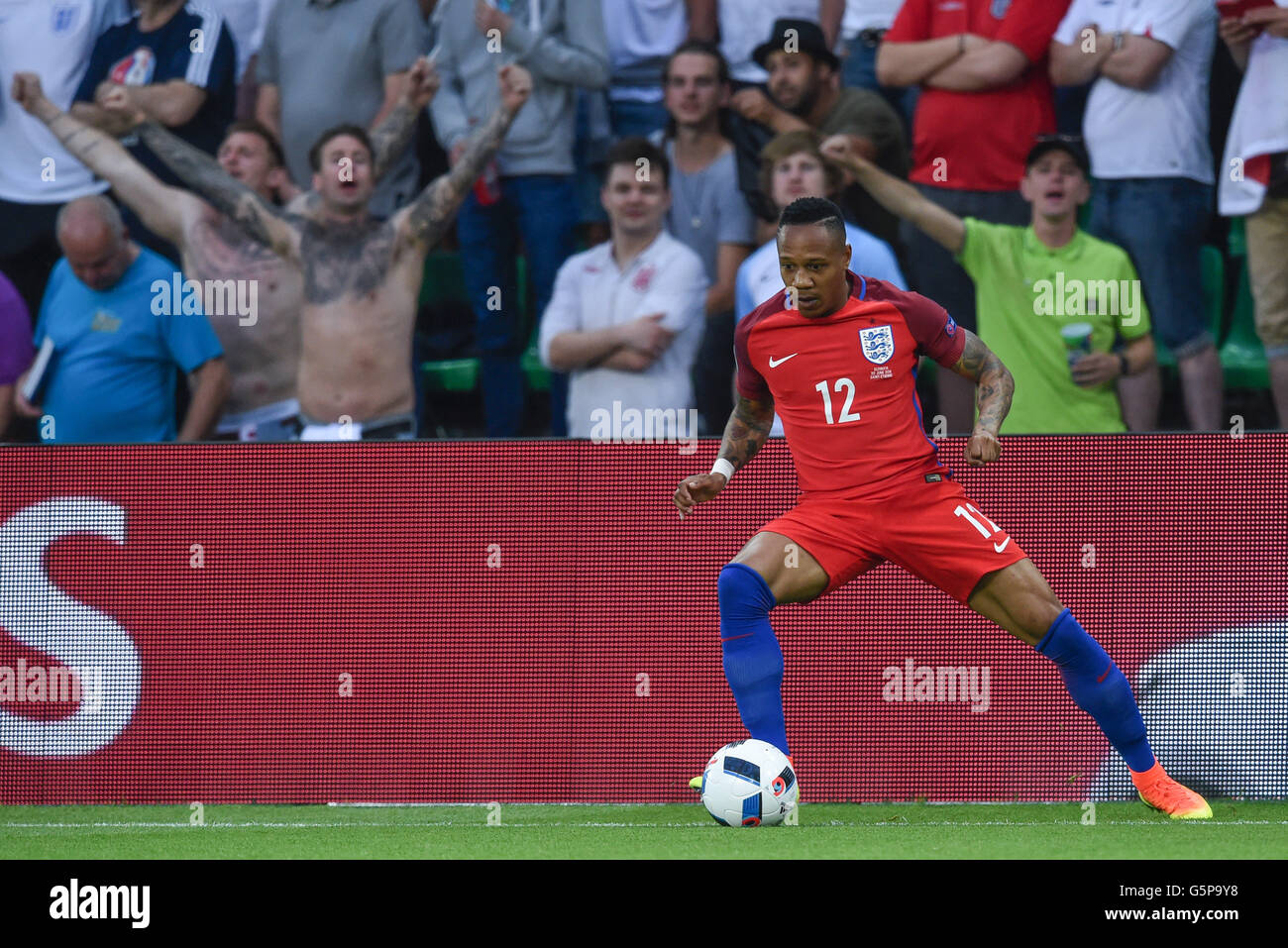 Nathaniel clyne england hi-res stock photography and images - Alamy