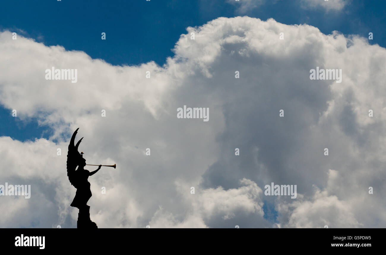 Nuremberg, Germany. 22nd June, 2016. A Valkyrie with flourish can be ...