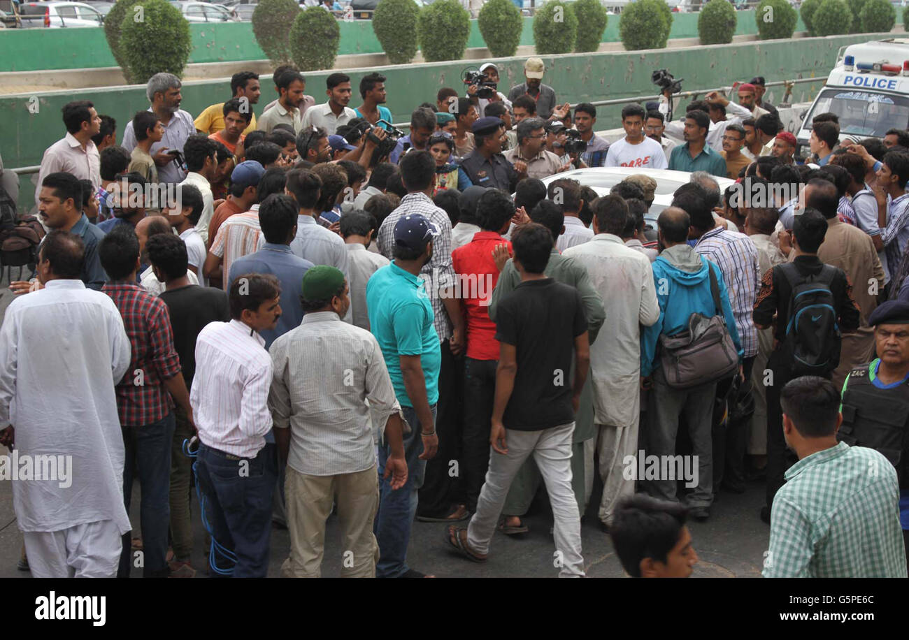 Sipah e sahaba hi-res stock photography and images - Alamy