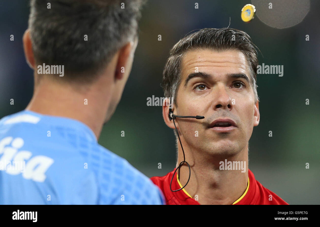 SAO PAULO, Brazil - 06/21/2016: PALM X America MG - The referee ...