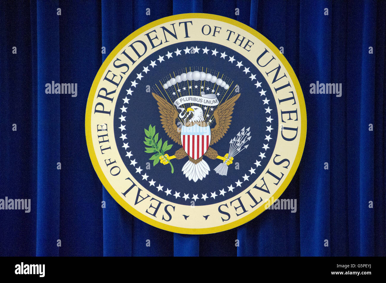 The white house seal washington dc hi-res stock photography and images ...