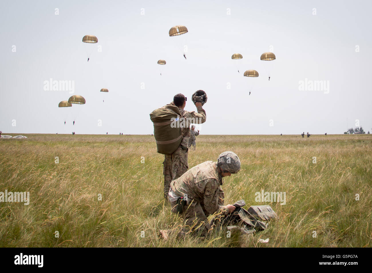 American army exercises hi-res stock photography and images - Alamy