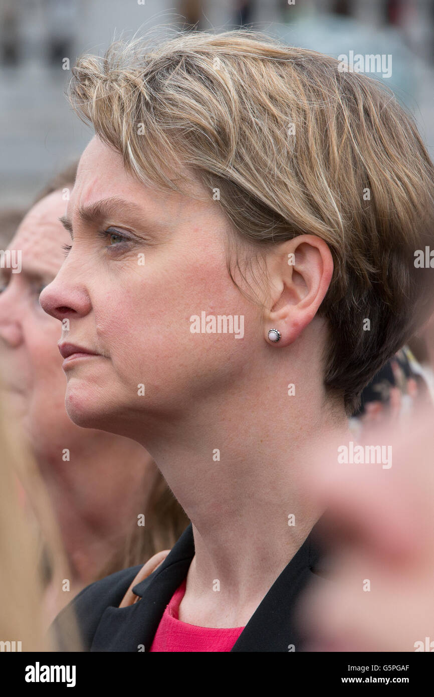 Yvette cooper mp hi-res stock photography and images - Alamy