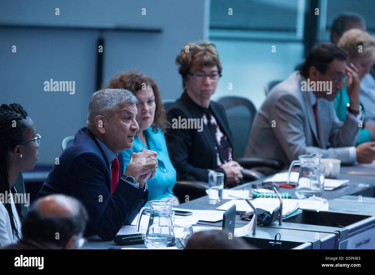 Unmesh desai assembly member hi-res stock photography and images - Alamy