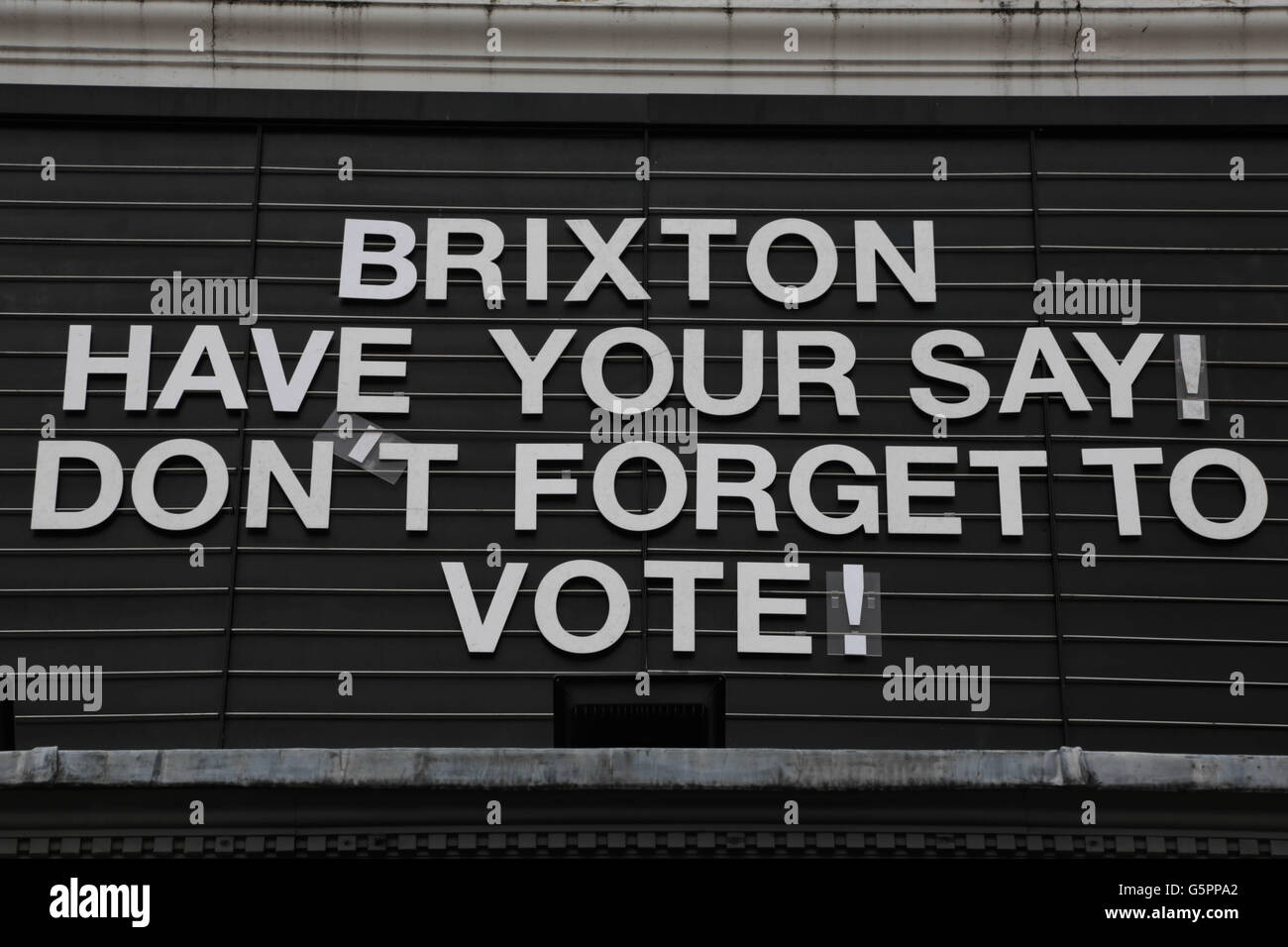 Get out the vote sign hi-res stock photography and images - Alamy