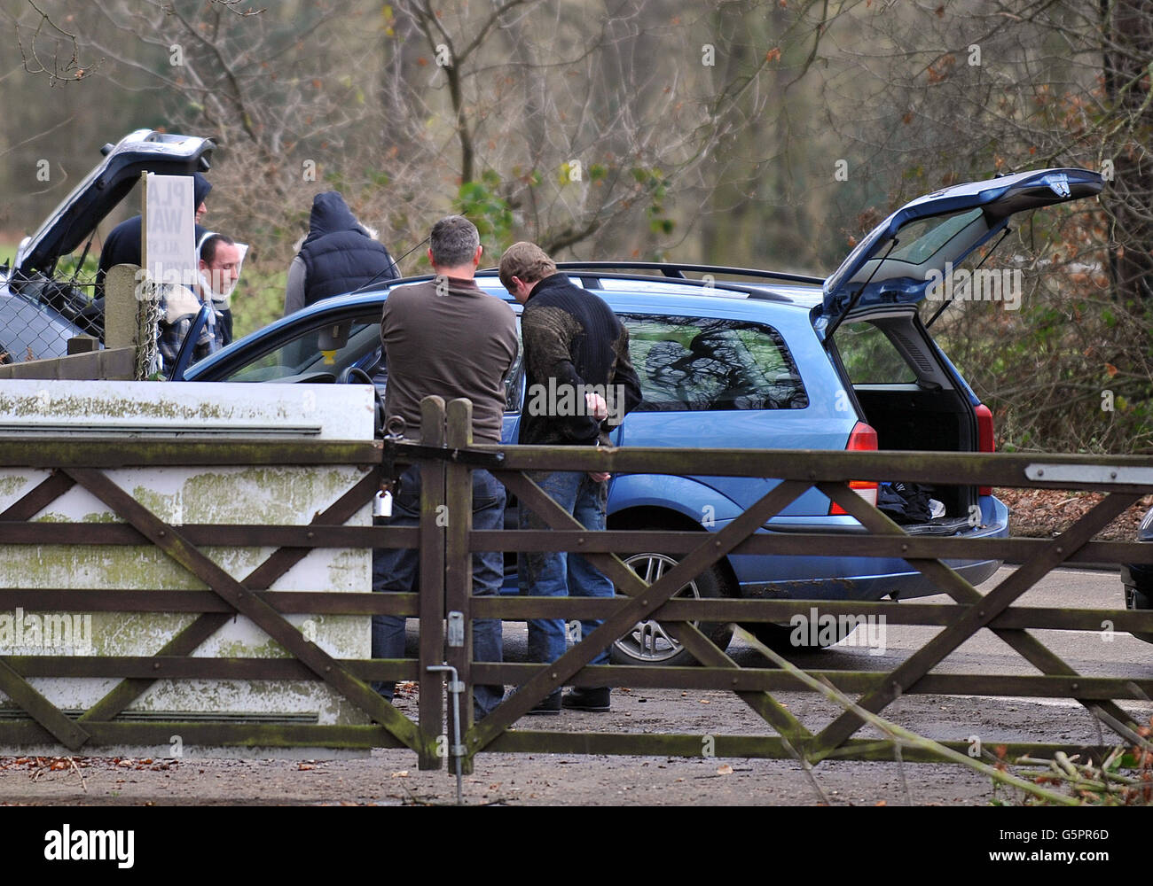 Police operation in Brentwood Stock Photo - Alamy