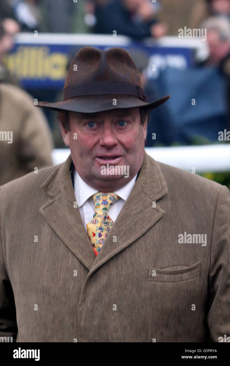 Nicky henderson kempton park racecourse hi-res stock photography and ...