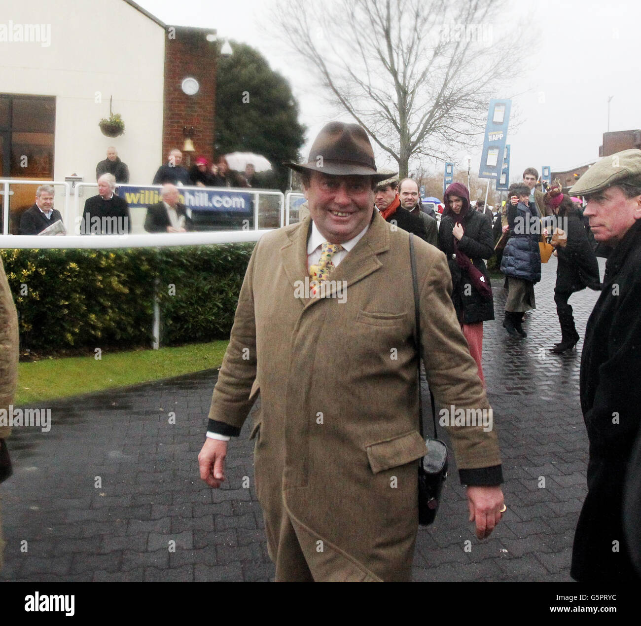Nicky henderson kempton park racecourse hi-res stock photography and ...